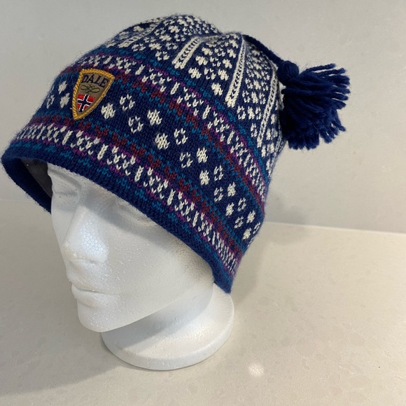 Dale of Norway | Accessories | Vintage Dale Of Norway Fair Isle Knit ...